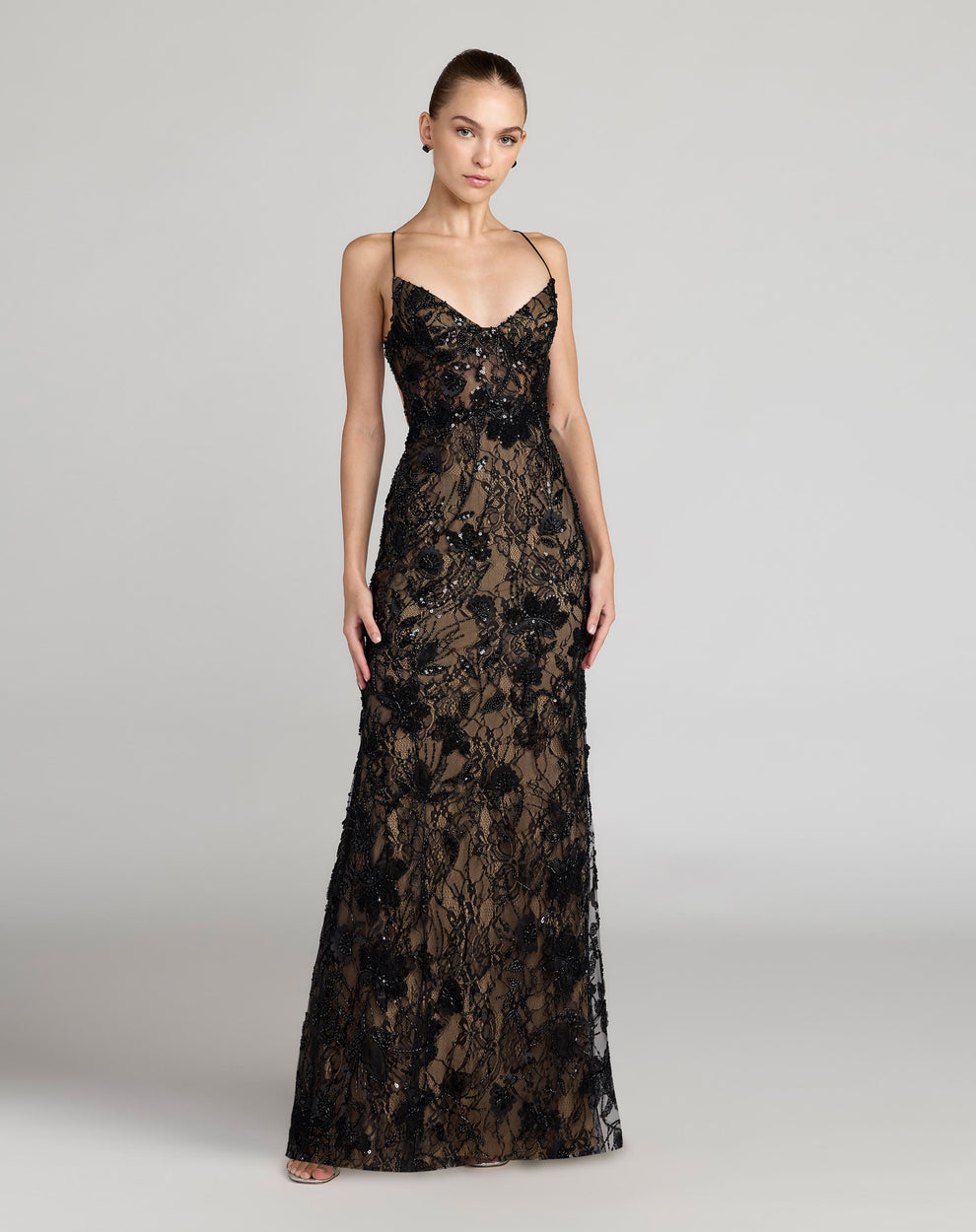 Black Sleeveless Embellished Open Back Column Gown – Mac Duggal