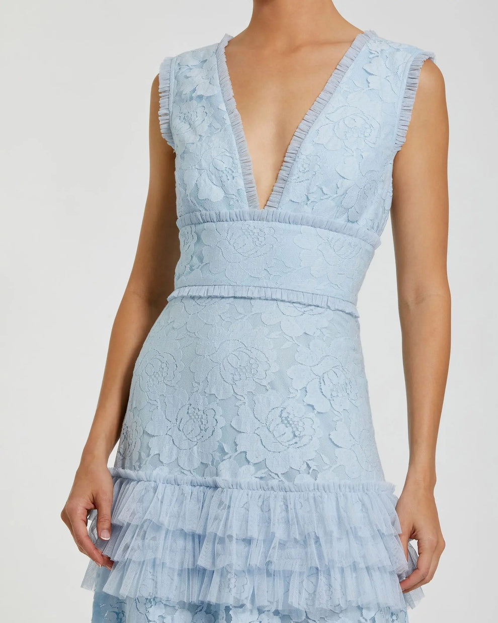 Color Of The Moment: Powder Blue | Mac Duggal
